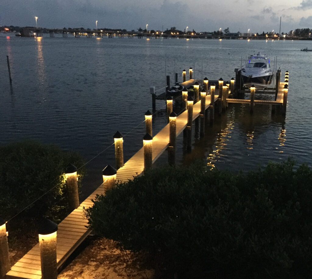 PilingLight.com – Extraordinary dock lighting